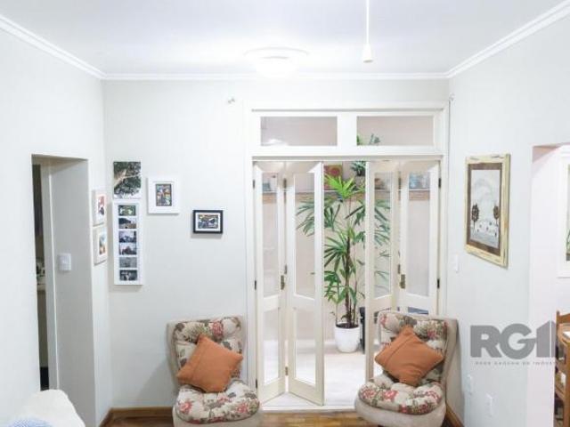 Apartamento à venda em Petrópolis