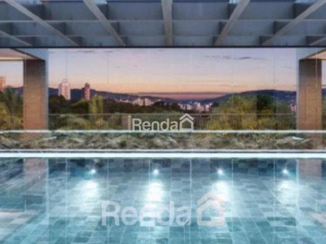 Apartamento à venda em Petrópolis