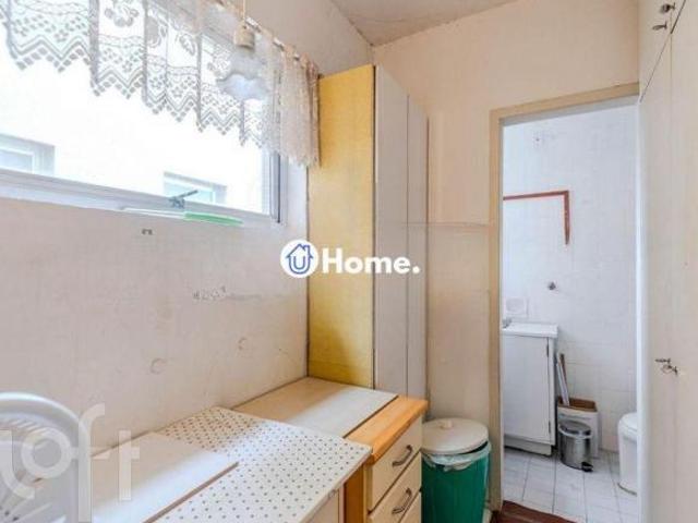 Apartamento à venda em Petrópolis