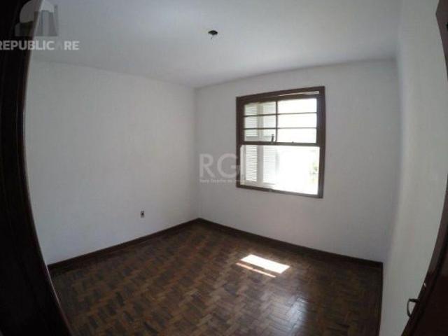 Apartamento à venda em Petrópolis