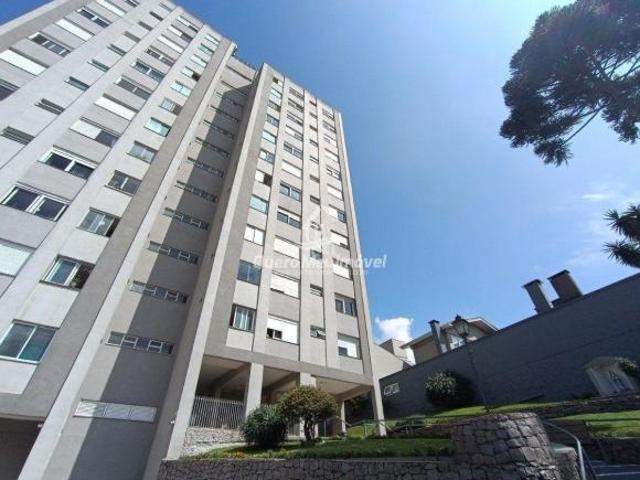 Apartamento à venda em Petrópolis