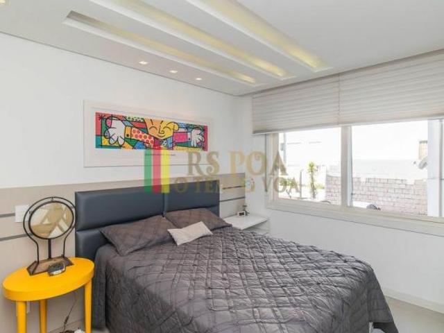 Apartamento à venda em Petrópolis