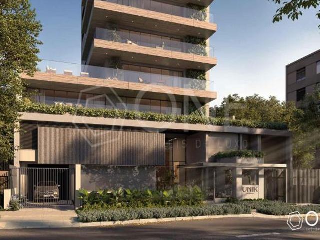 Apartamento à venda em Petrópolis