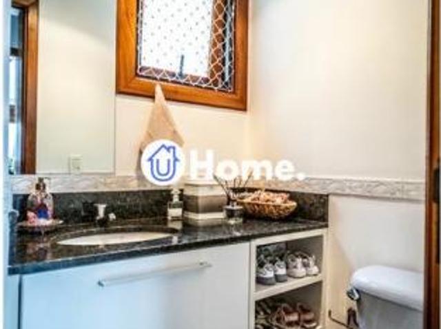 Apartamento à venda em Petrópolis