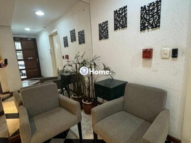 Apartamento à venda em Petrópolis