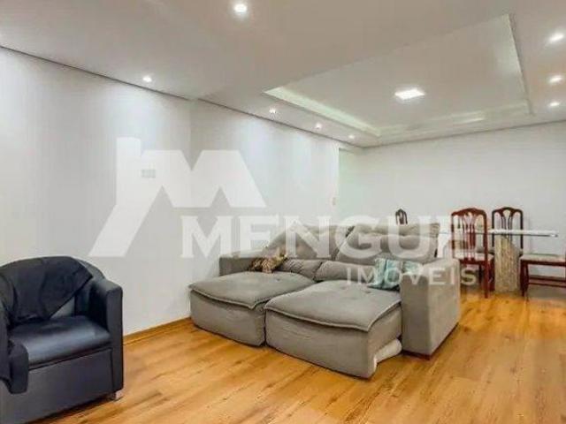 Apartamento à venda em Petrópolis
