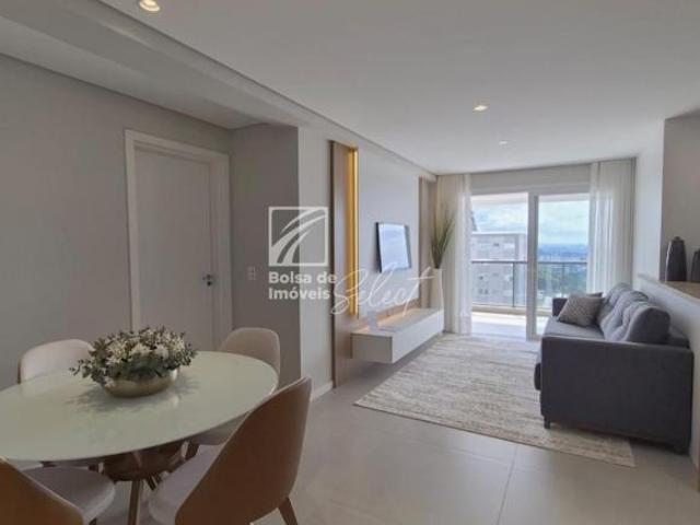Apartamento à venda em Petrópolis
