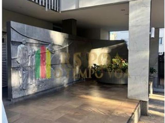 Apartamento à venda em Petrópolis