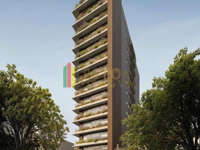 Apartamento à venda em Petrópolis