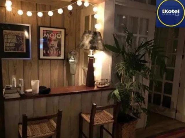 Apartamento à venda em Petrópolis