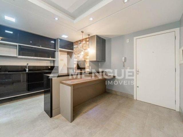 Apartamento à venda em Petrópolis