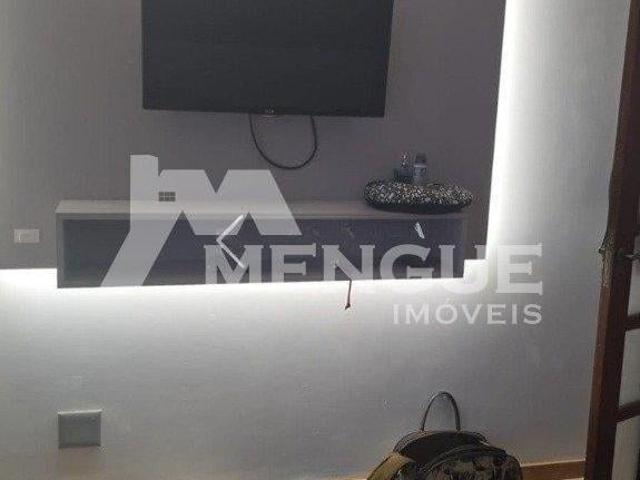 Apartamento à venda em Petrópolis