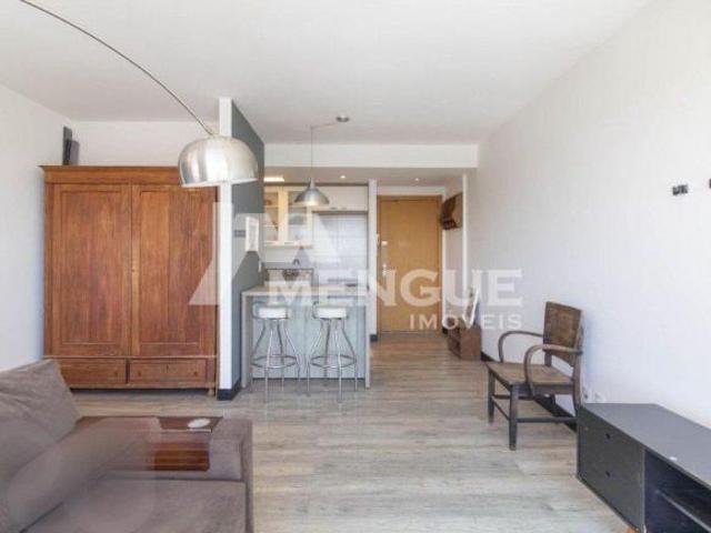 Apartamento à venda em Petrópolis