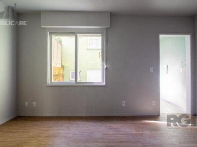 Apartamento à venda em Petrópolis