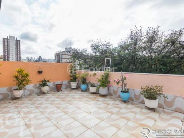 Apartamento à venda em Petrópolis com 140 m², 2 quartos, 1 vaga