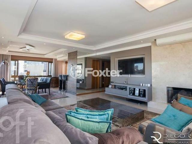 Apartamento à venda em Petrópolis com 170 m², 3 quartos, 3 suítes, 3 vagas
