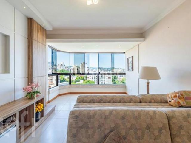 Apartamento à venda em Petrópolis com 114 m², 3 quartos, 1 suíte, 1 vaga