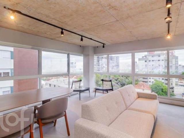 Apartamento à venda em Petrópolis com 129 m², 3 quartos, 1 suíte, 2 vagas