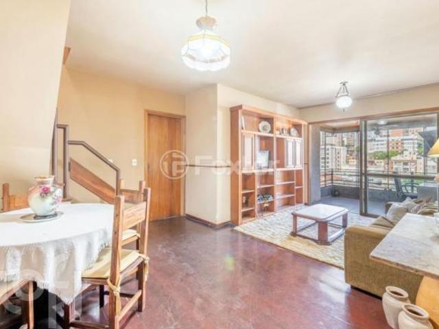 Apartamento à venda em Petrópolis com 250 m², 3 quartos, 1 suíte, 3 vagas