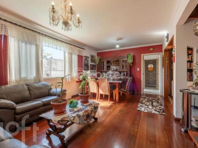 Apartamento à venda em Petrópolis com 213 m², 3 quartos, 1 suíte, 2 vagas