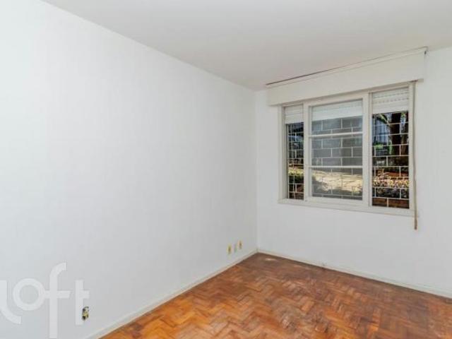 Apartamento à venda em Petrópolis com 63 m², 3 quartos