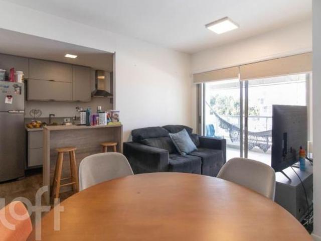 Apartamento à venda em Petrópolis com 77 m², 2 quartos, 1 suíte, 2 vagas