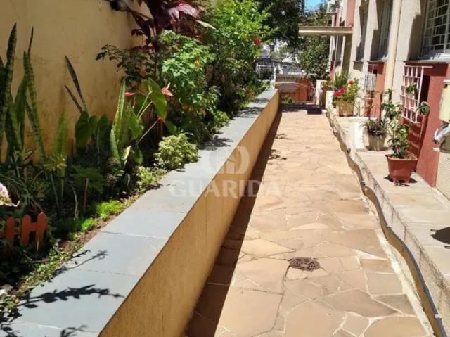 Apartamento à venda em Petrópolis com 80 m², 2 quartos, 2 vagas