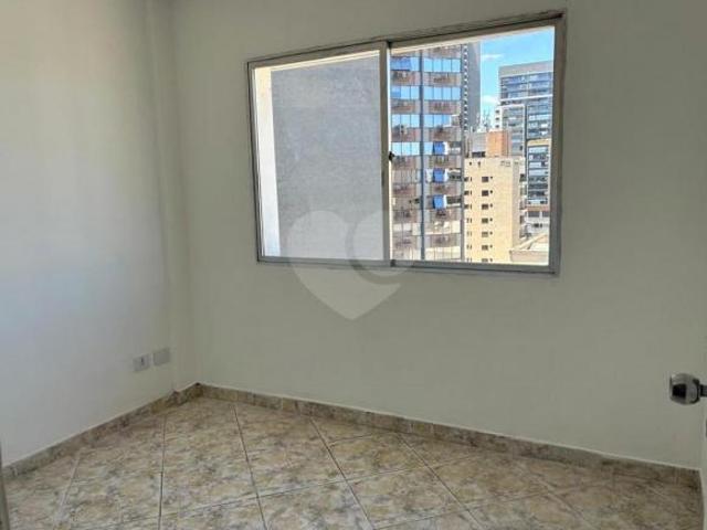 APARTAMENTO À VENDA EM PINHEIROS