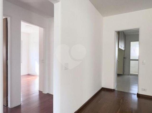 Apartamento à Venda em Pinheiros