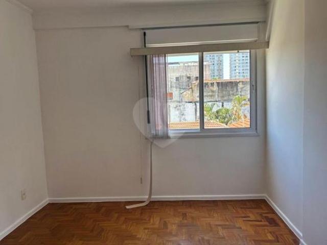 Apartamento à Venda em Pinheiros