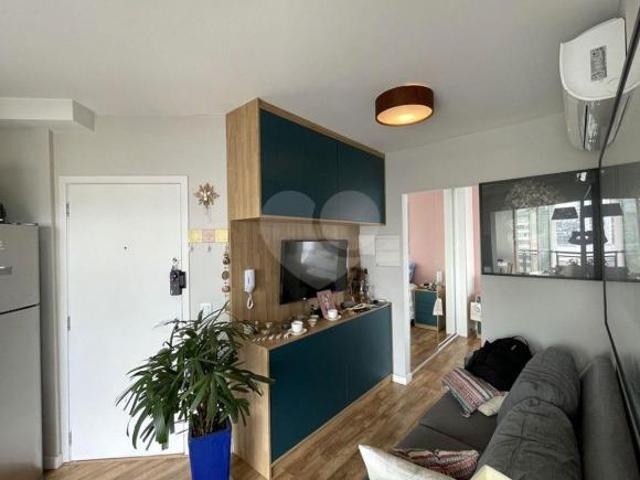 Apartamento à venda em Pinheiros
