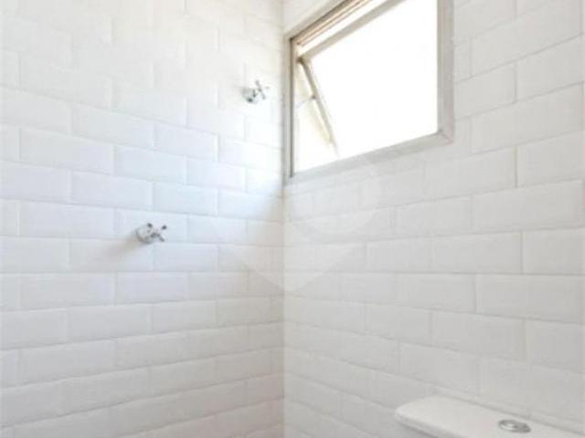 Apartamento à Venda em Pinheiros