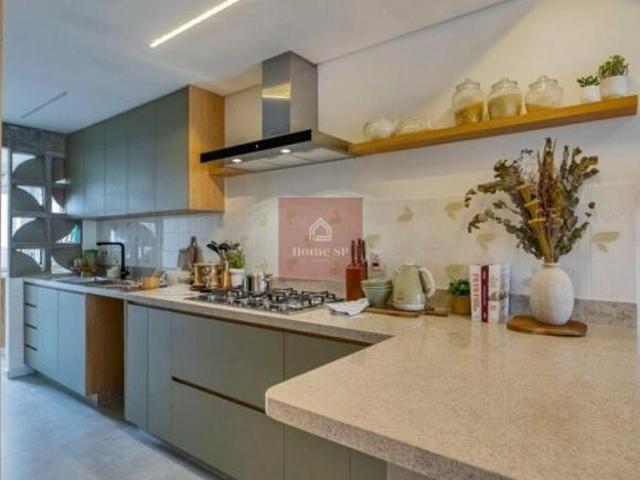 Apartamento à venda em Pinheiros 91 m² | 2 dormitórios | 1 suíte | 1 vaga | Totalmente reformado