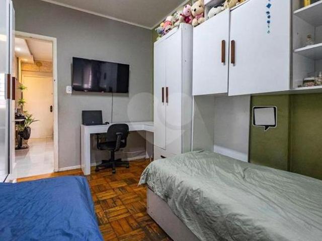 Apartamento à Venda em Pinheiros