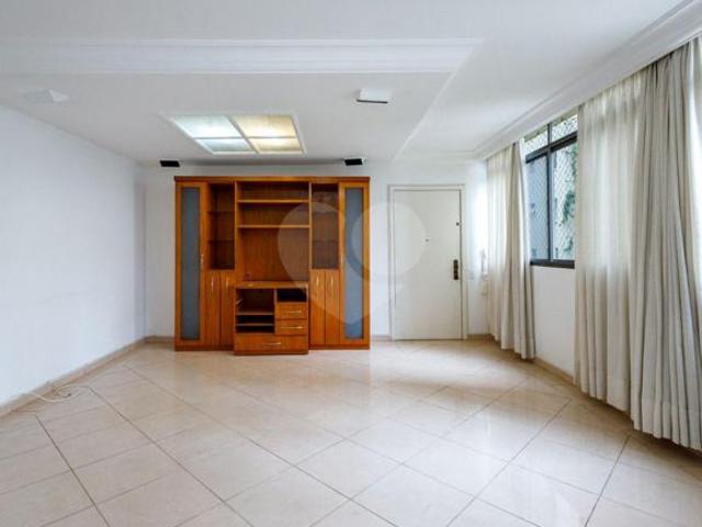 Apartamento à Venda em Pinheiros