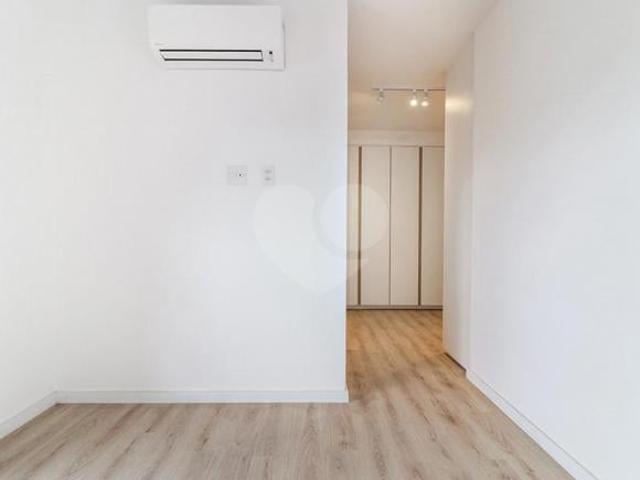 APARTAMENTO À VENDA EM PINHEIROS