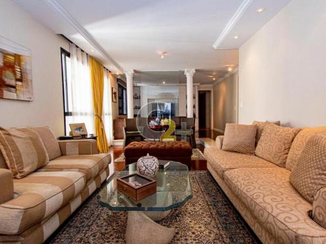 Apartamento a venda em Pinheiros com 3 suítes e 2 vagas