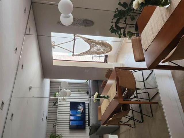 Apartamento à venda em Pinheiros com 100 m², 2 quartos, 1 vaga