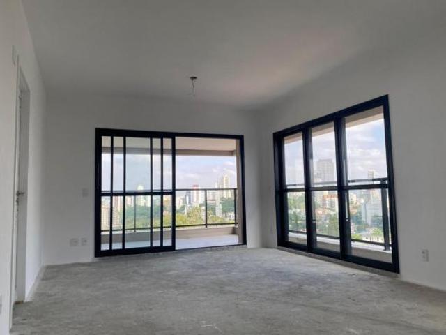 Apartamento à venda em Pinheiros com 163 m², 4 quartos, 2 vagas