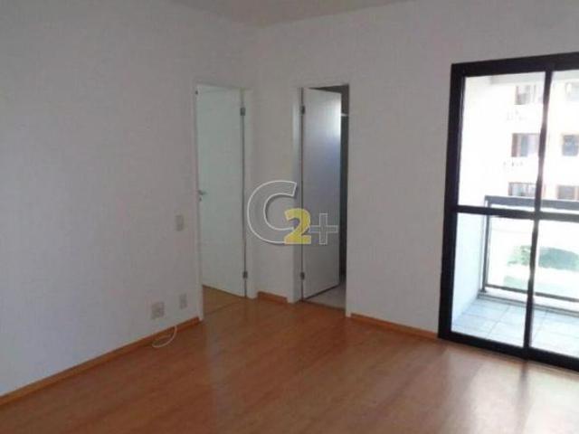Apartamento à venda em Pinheiros com 1 quarto e 1 vaga