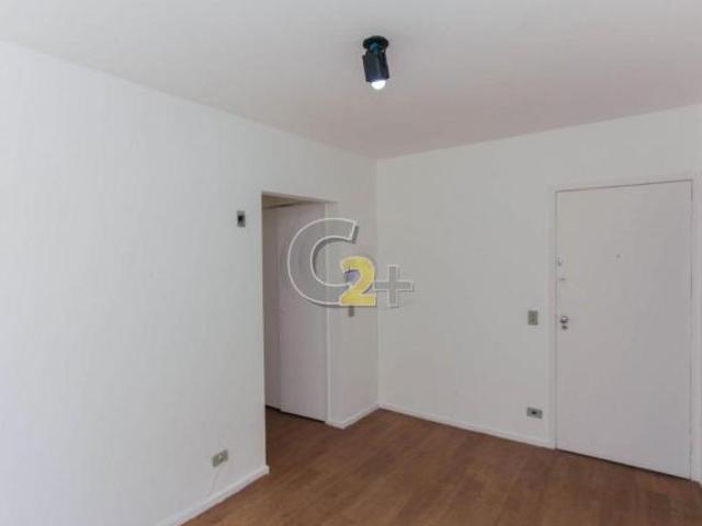 Apartamento à venda em Pinheiros com 1 quarto e 1 vaga