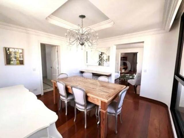 Apartamento à venda em Pinheiros, com 245m²