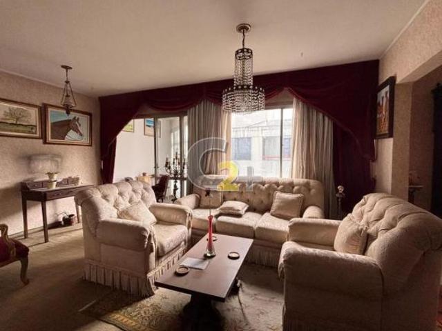 Apartamento á venda em Pinheiros com 2 quartos e 1 vaga de garagem