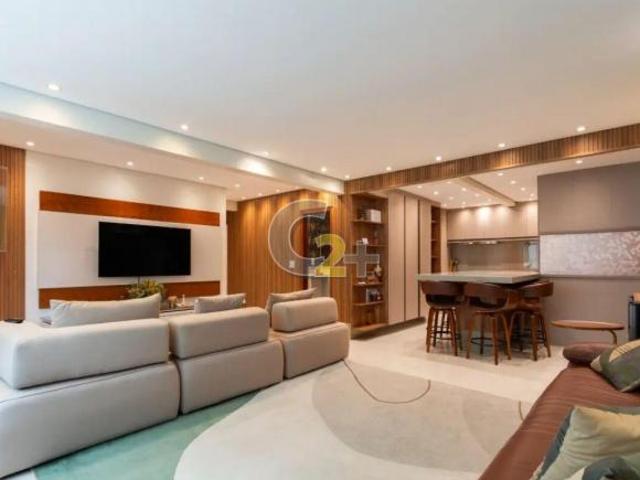 Apartamento á venda em Pinheiros com 2 quartos, 1 suíte, 1 vaga de garagem