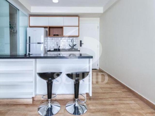 Apartamento á Venda em Pinheiros com 45m², 1 quarto, 1 vaga