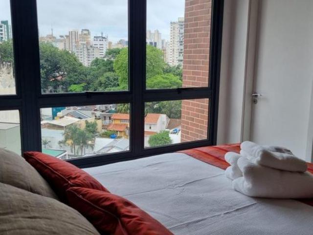 Apartamento à Venda em Pinheiros com vaga de garagem – Localização Imbatível