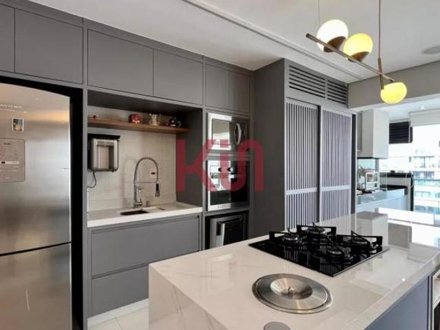 Apartamento à venda em Pinheiros, São Paulo SP: 1 quarto, 1 suíte, 2 banheiros, 1 vaga, 71m² de área
