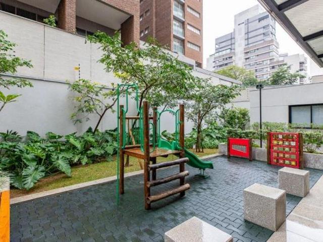 Apartamento à venda em Pinheiros, São Paulo SP: 2 quartos, 1 suíte, 3 banheiros