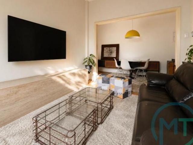 Apartamento à venda em Pinheiros, São Paulo SP: 2 quartos, 1 suíte, 2 banheiros