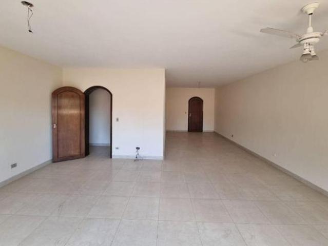 Apartamento à venda em Piracicaba, Centro, com 3 quartos, com 150 m², Edifício Jorge Cesar Vargas
